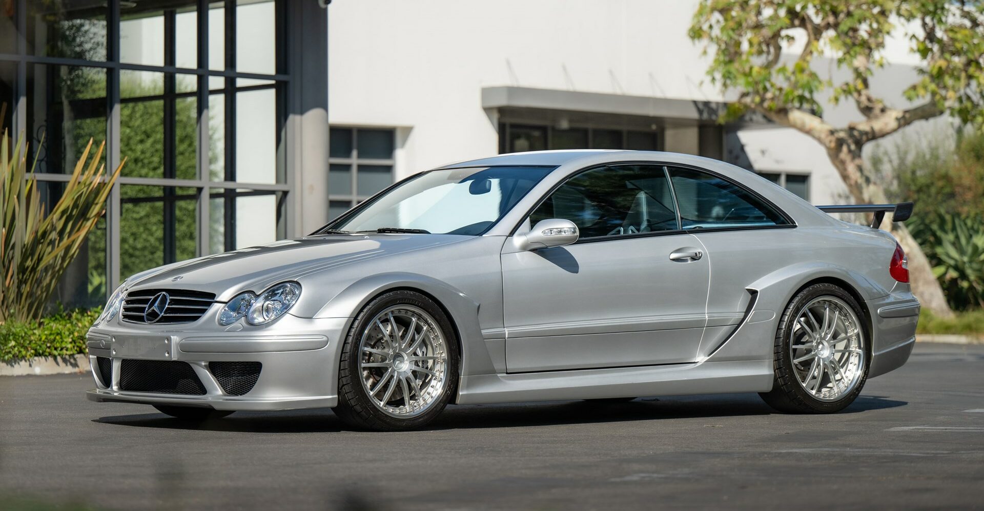#2 DAY1's Youngtimer van de week: Mercedes-Benz CLK DTM AMG - DAY1 ...