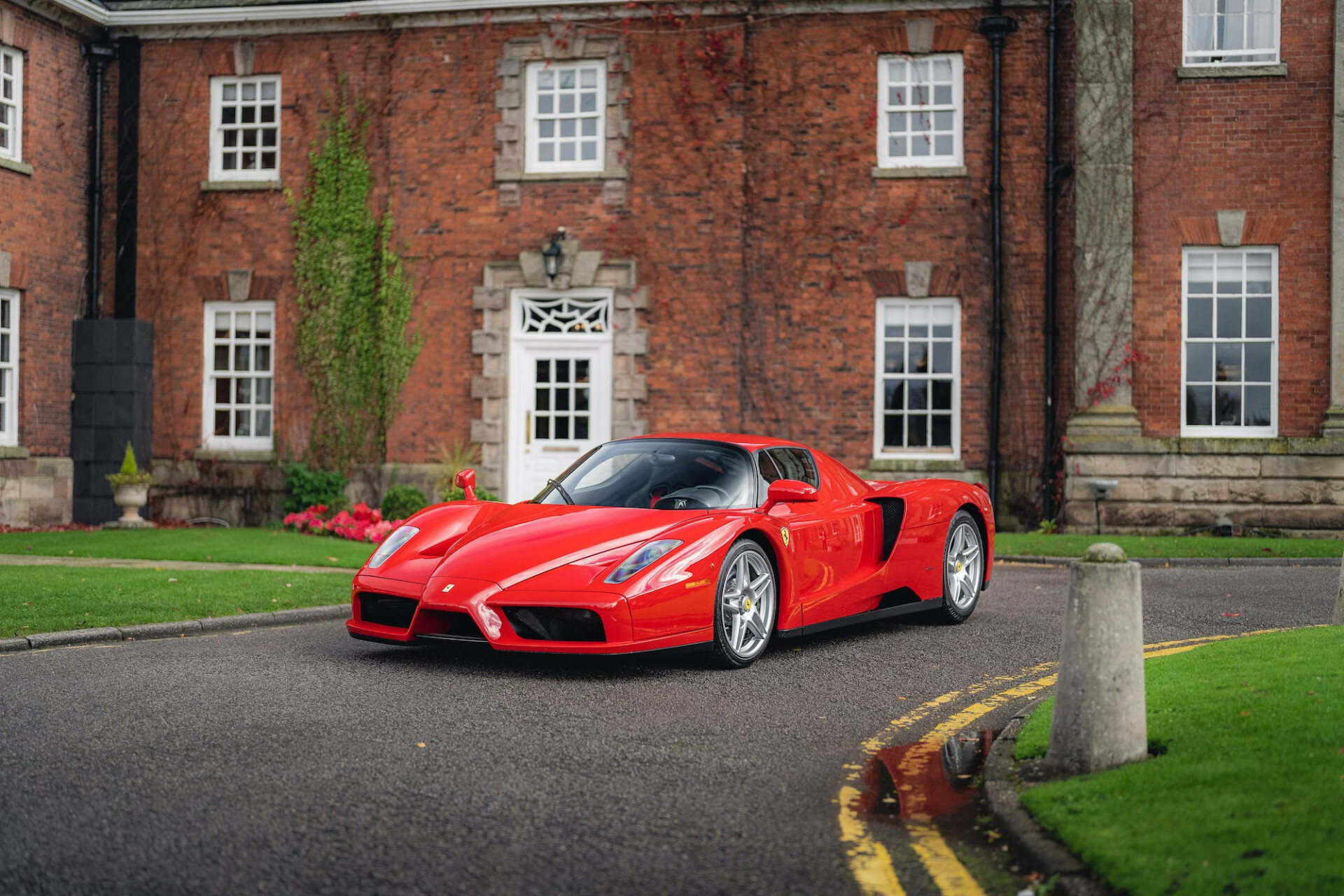 #4 DAY1’S youngtimer van de week: Ferrari Enzo - DAY1 Lifestyle